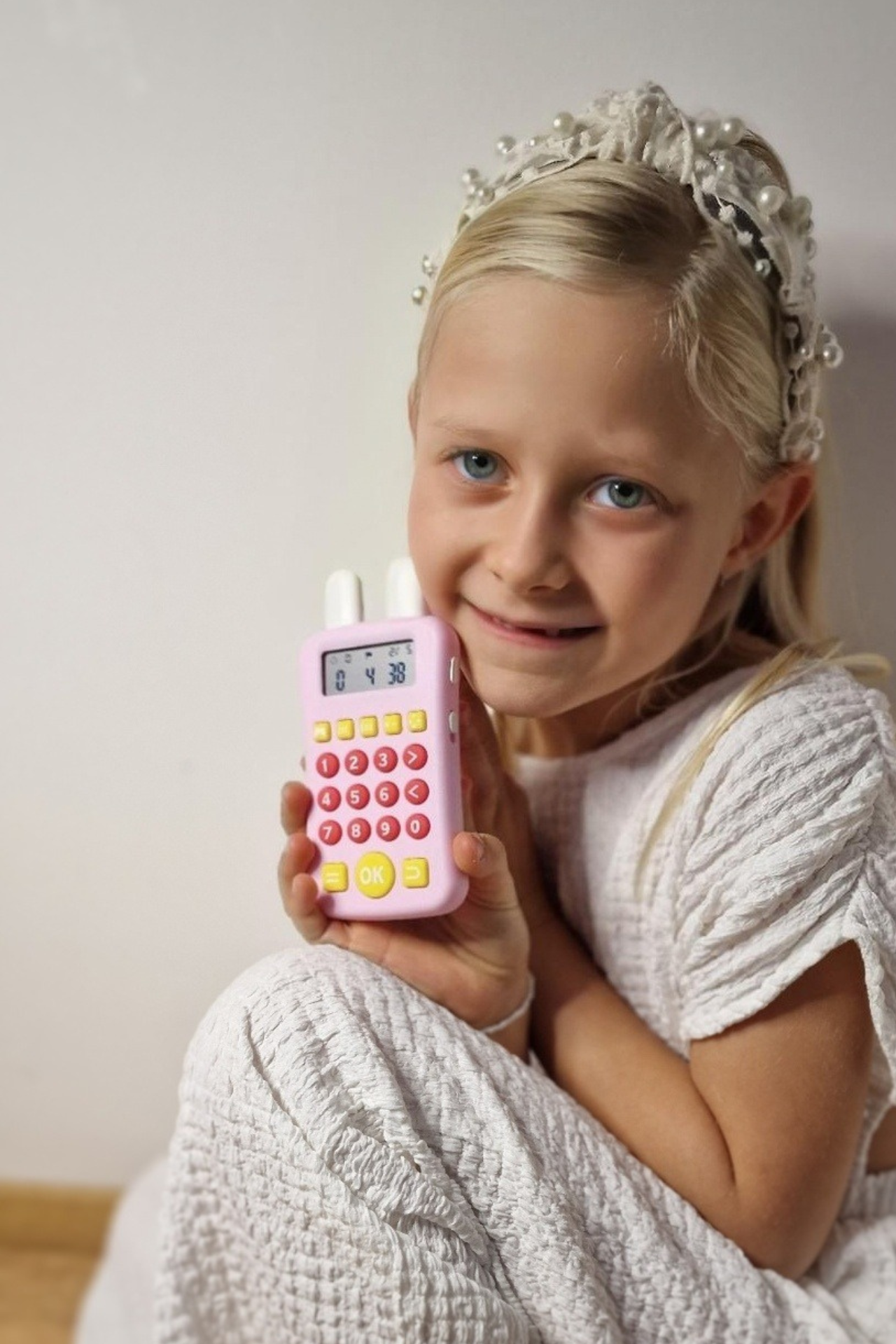 Audio math teacher (pink/white) – AMAREEN